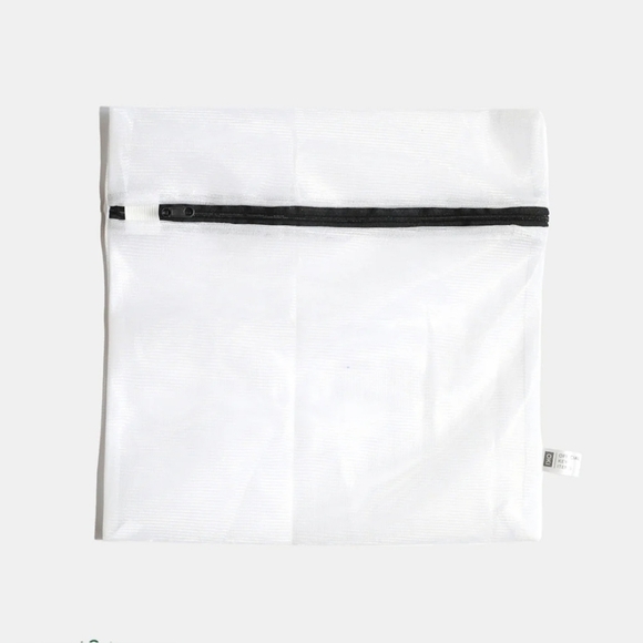 Storage & Organization | Medium Mesh Laundry Bag Nwt | Poshmark